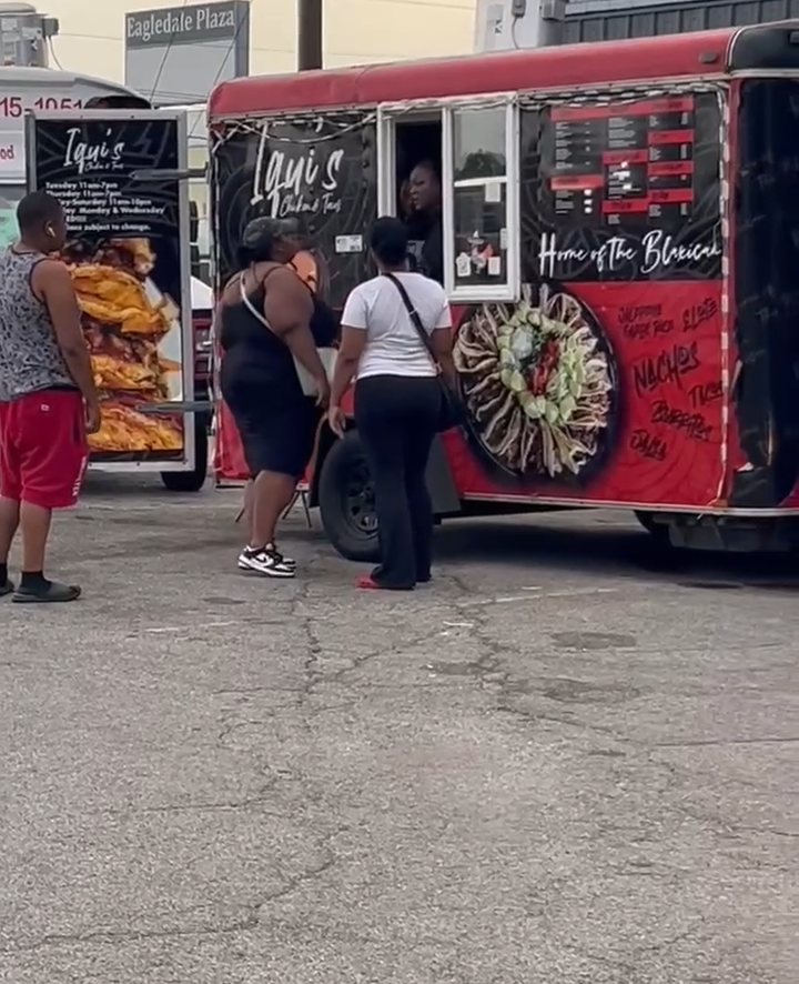 Taco Truck Will Have Bad Reviews After This Incident With Two Women ...