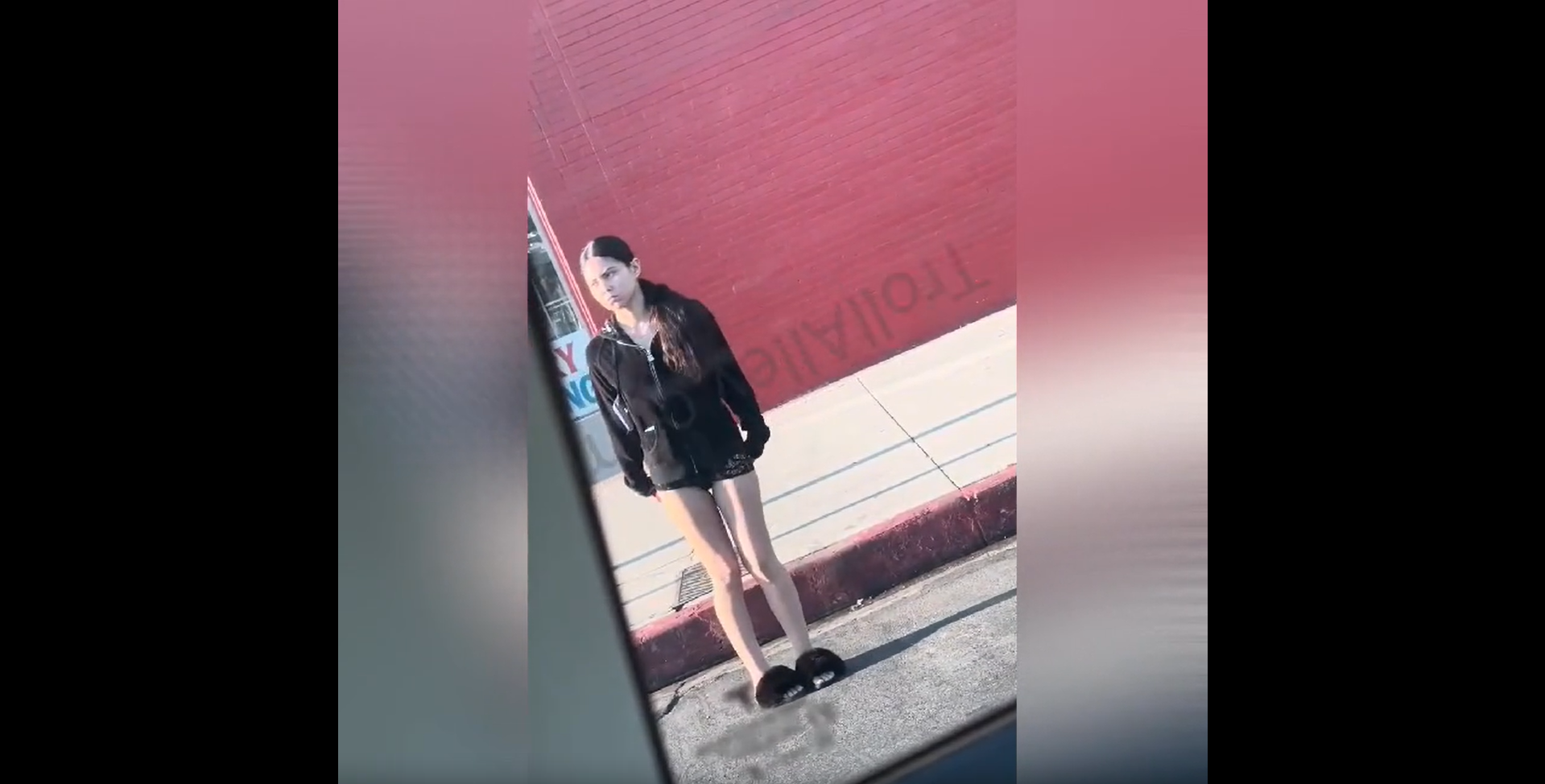 Where Are Her Parents: Dude Records 13 Year Old Girl Working The ...