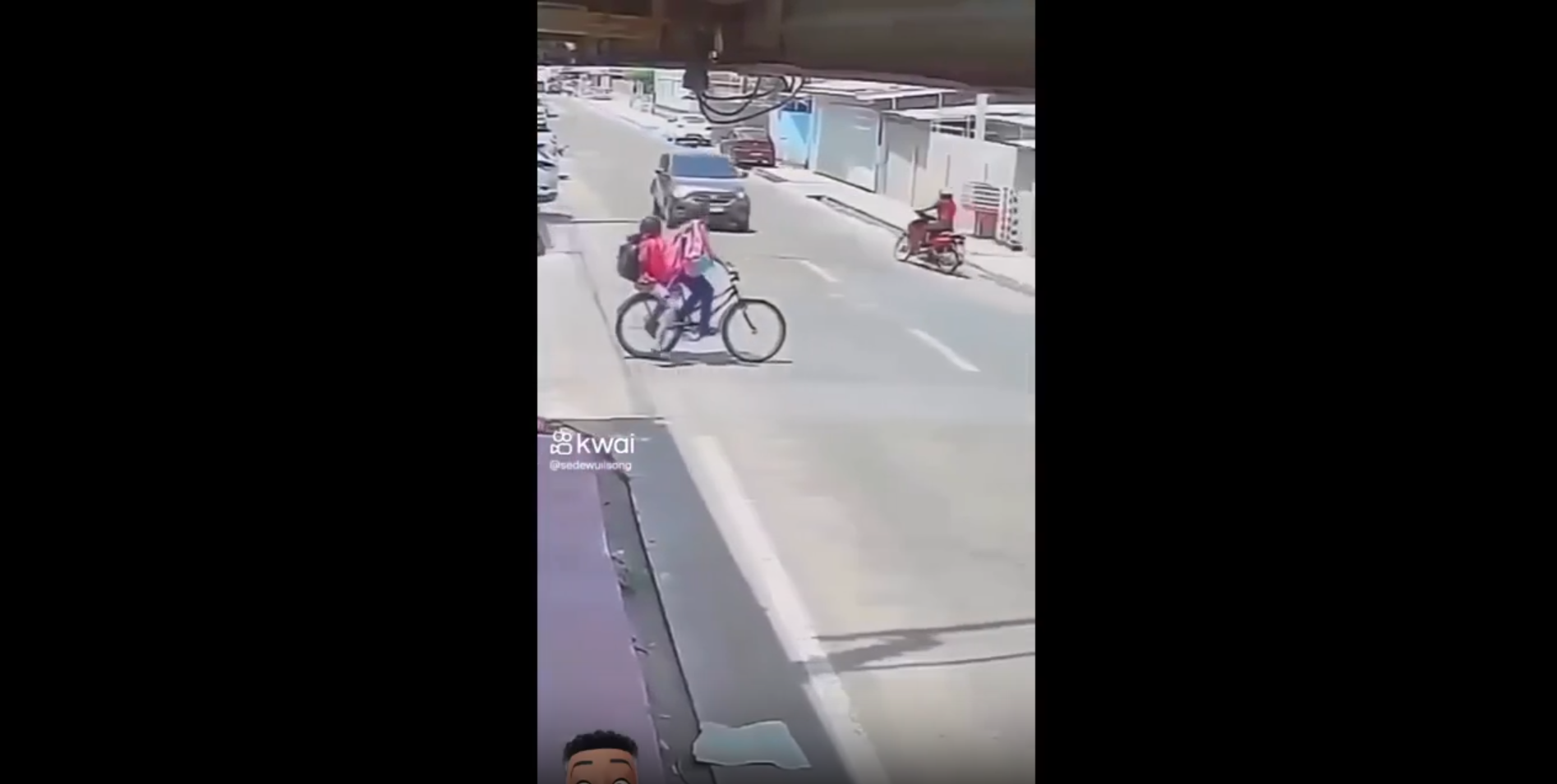 Careless Couple On Bike Sent Flying After Crossing The Street ...